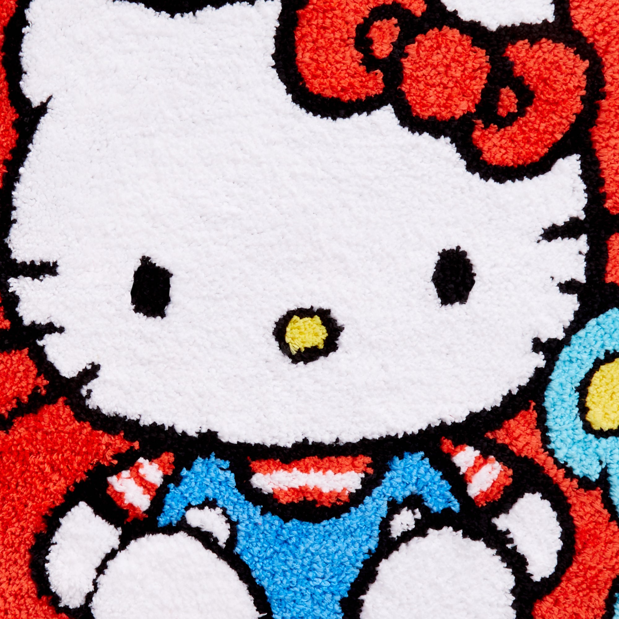 Hello Kitty Accent Rug (Home Essentials Series)
