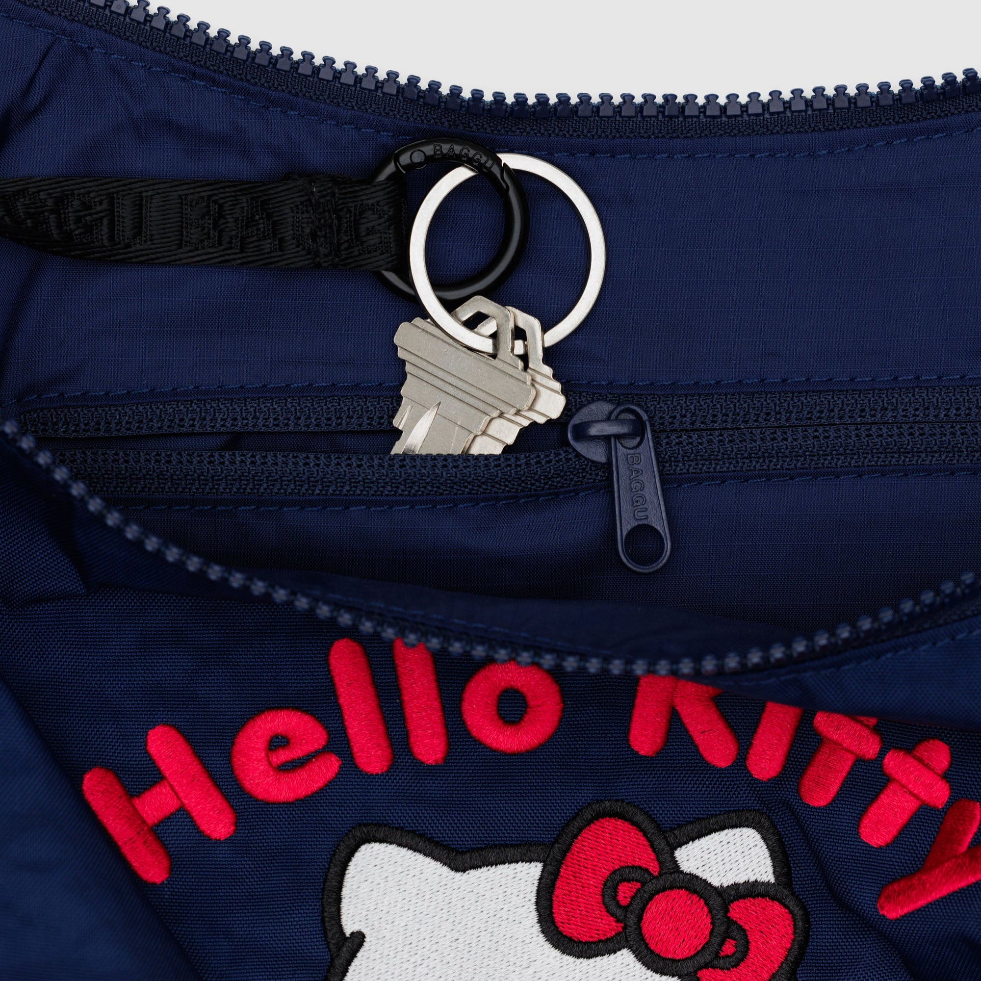Hello Kitty x Baggu Embroidered Nylon Crescent Bag (Classic Apple)