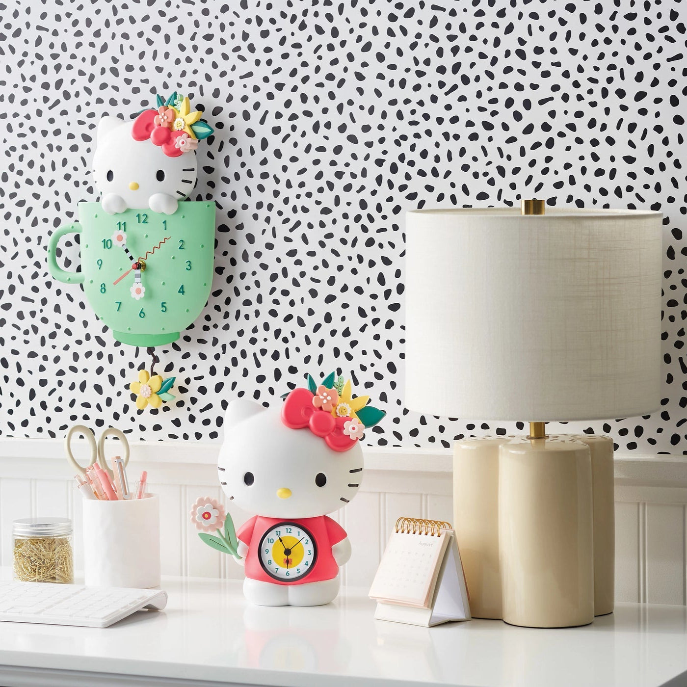 Hello Kitty Blossoms Desk Clock